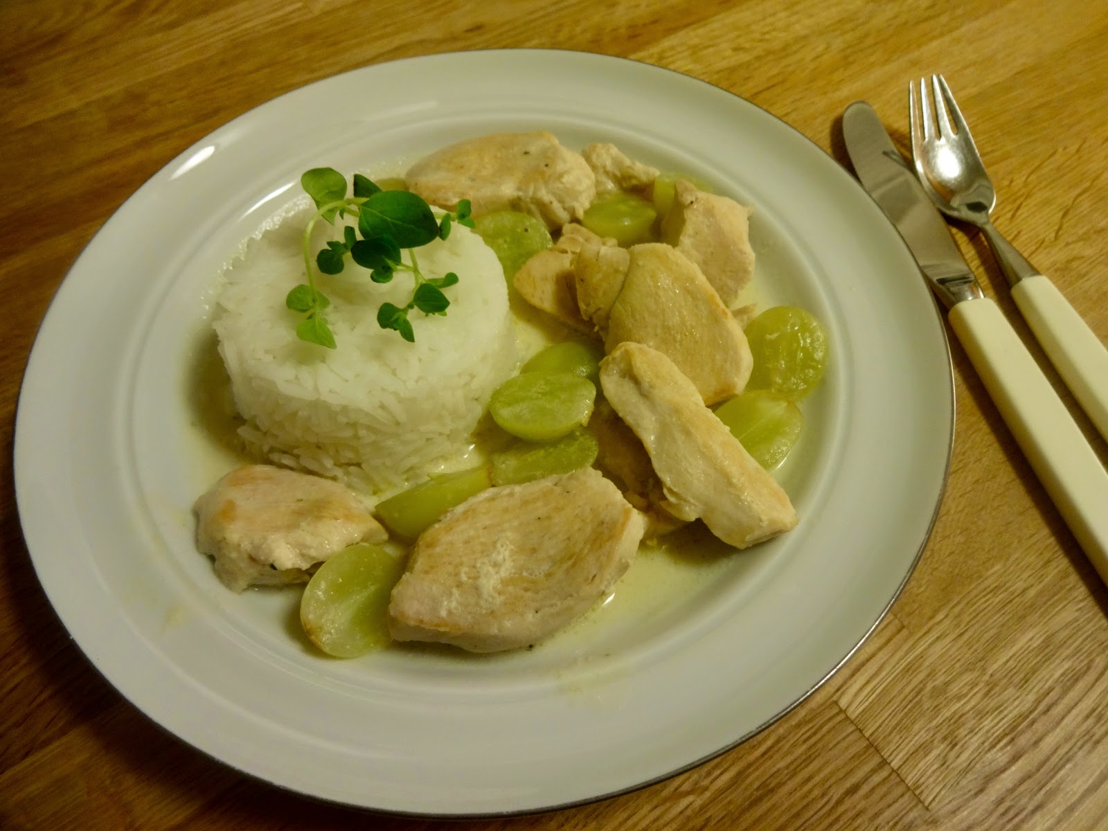 Edels Mat : Kyllinggryte med druer